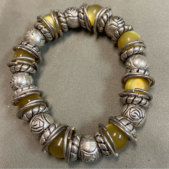 Jewelry | 32 Silver And Yellow Beads On Elastic | Poshmark